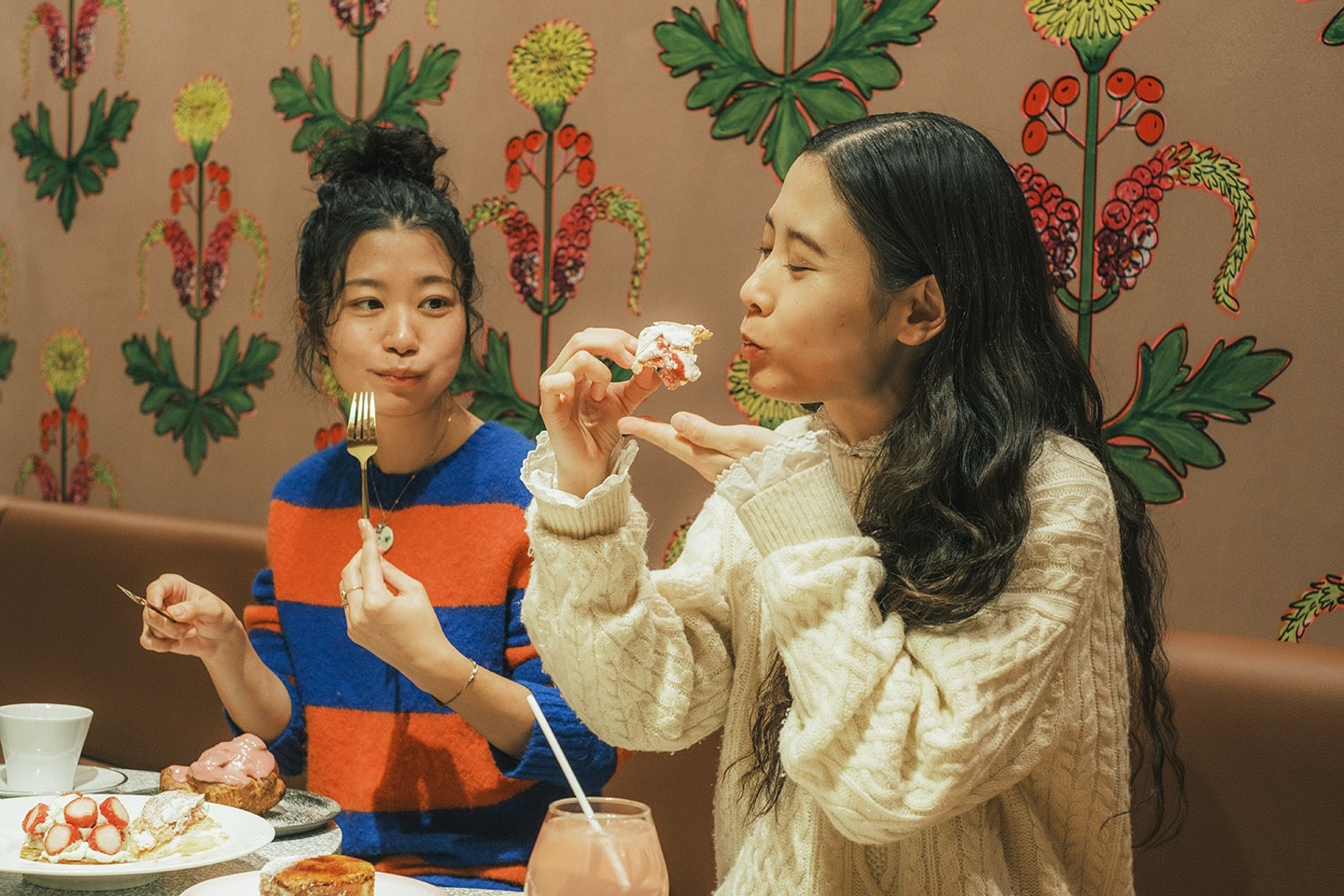 お散歩気分で多彩なアートに出会える「ART HUB NAGOYA」を前田エマとIwaya Kahoが体験 | ARTICLES | ARToVILLA